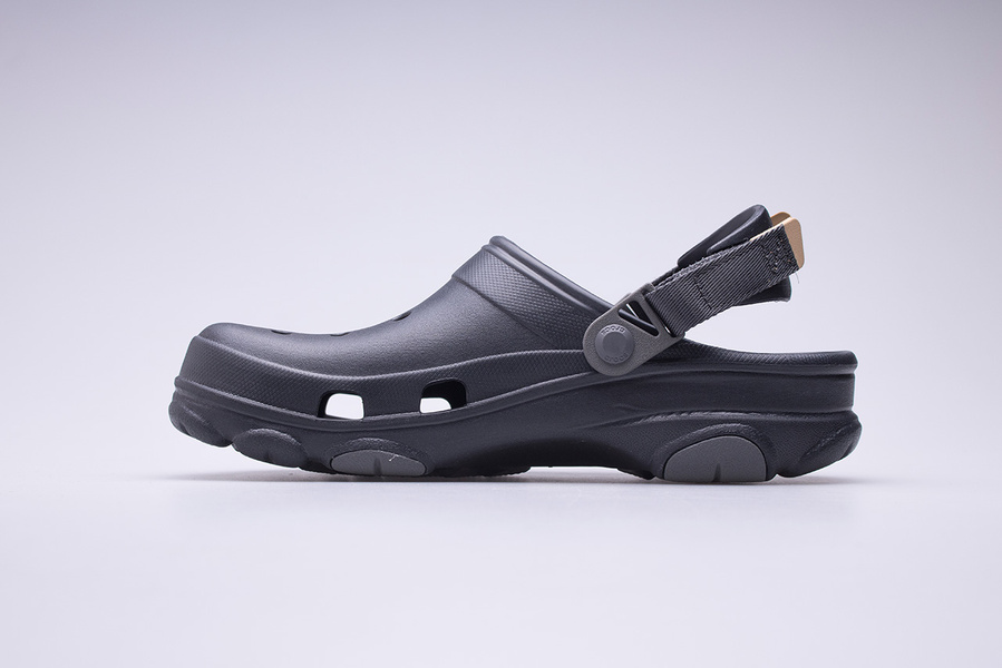 Chodaki Crocs Classic All Terain Clog 206340-001 - sklep in:motion.pl